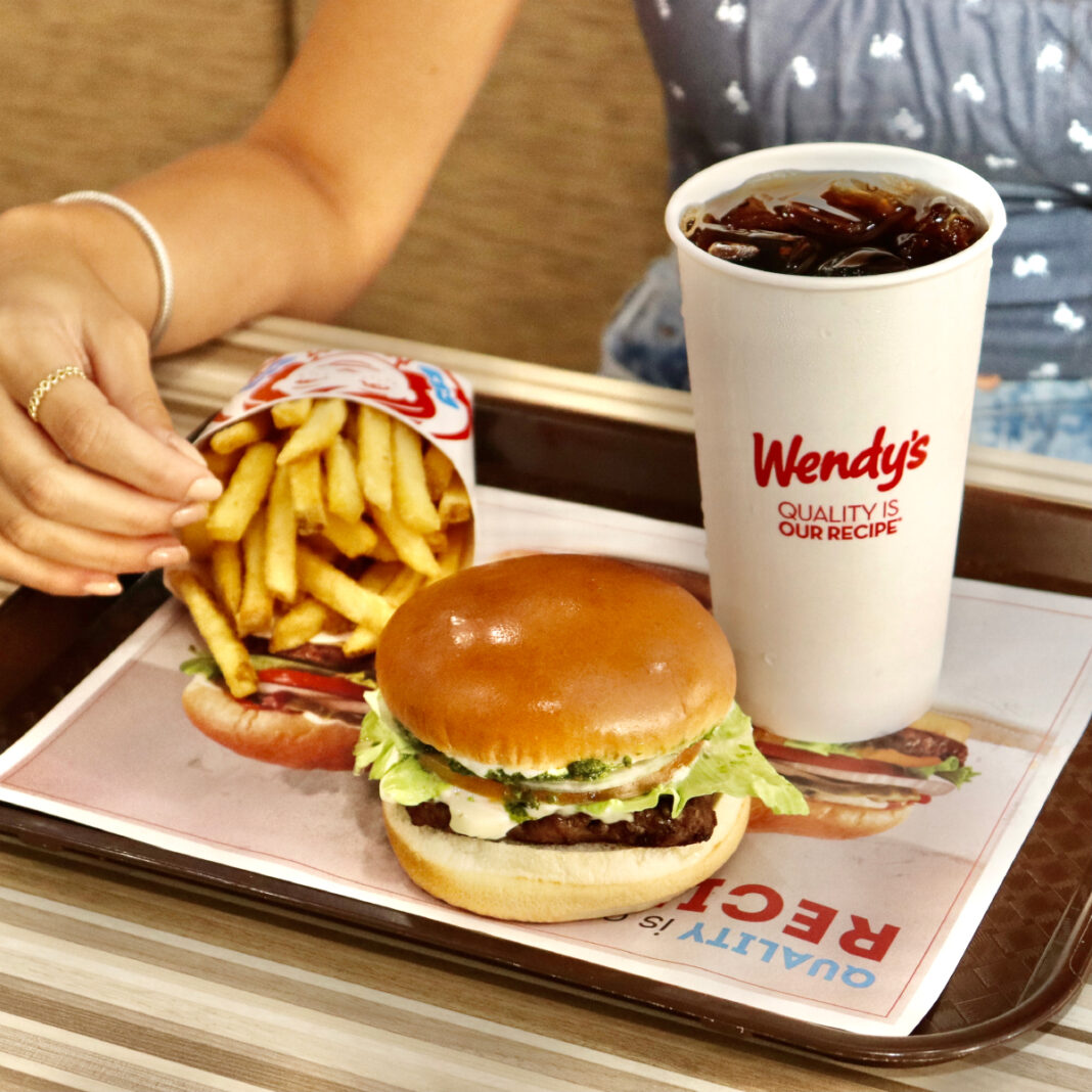 WENDY’S ARUBA CU MAS OPCION RIBA SU MENU - Focus